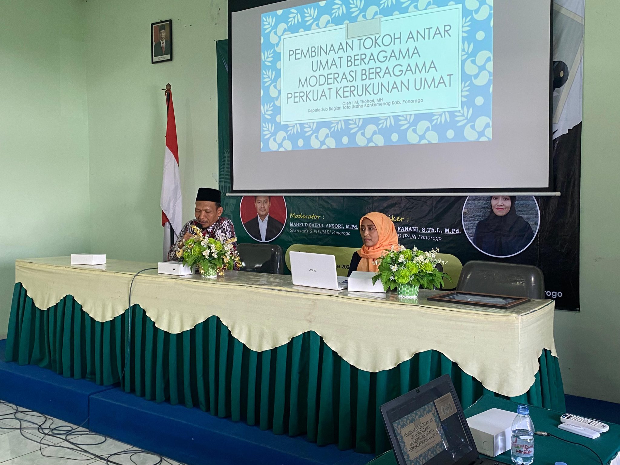 PEMBINAAN TOKOH ANTAR UMAT BERAGAMA MODERASI BERAGAMA PERKUAT KERUKUNAN ... PEMBINAAN TOKOH ANTAR UMAT BERAGAMA MODERASI BERAGAMA PERKUAT KERUKUNAN ...